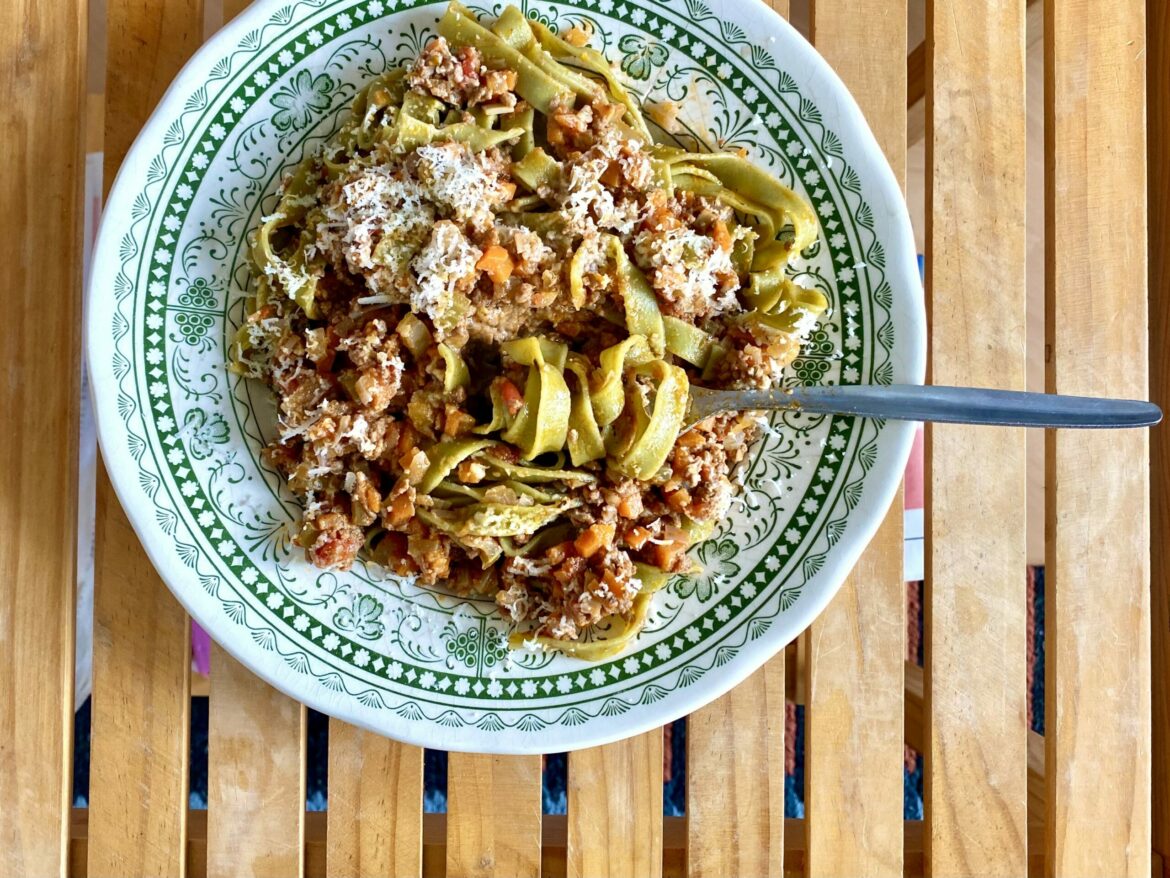Ragù alla bolognese - La Ricetta originale - Aceto Balsamico Shop - Italia